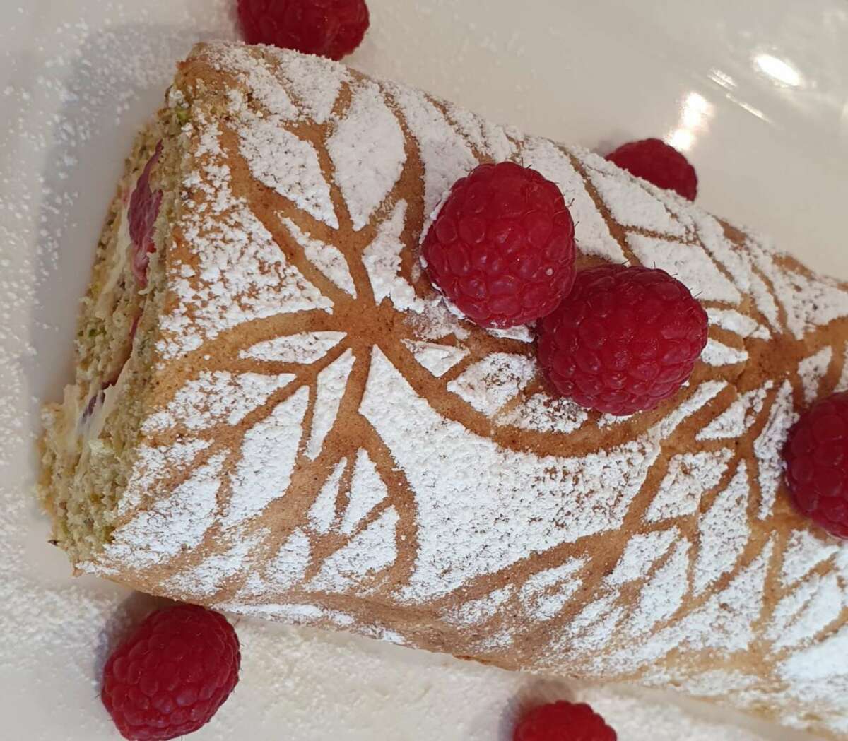 Pistachio Roulade - Food Wine Garden